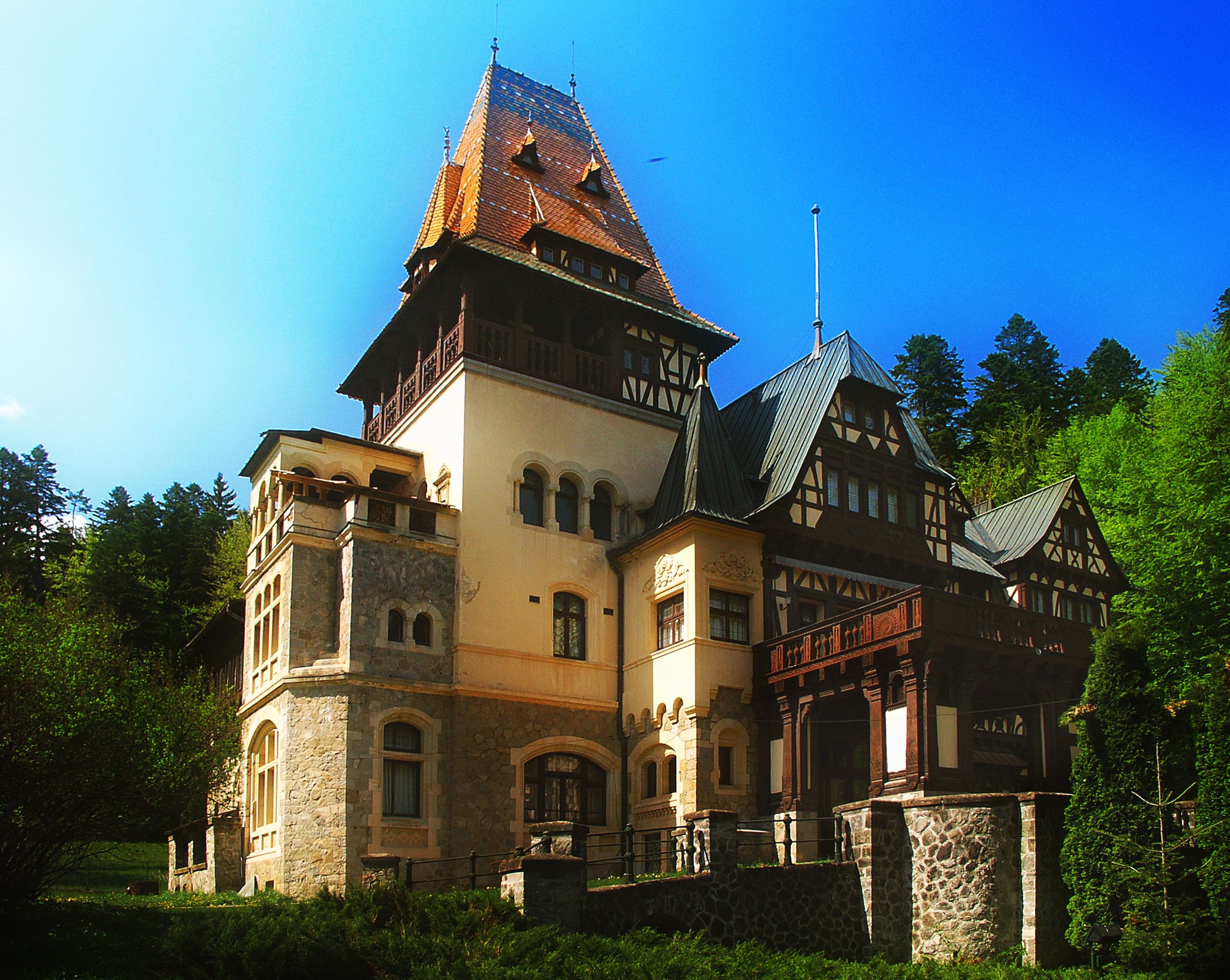 Introducere Castel Pelișor · Muzeul National Peleș